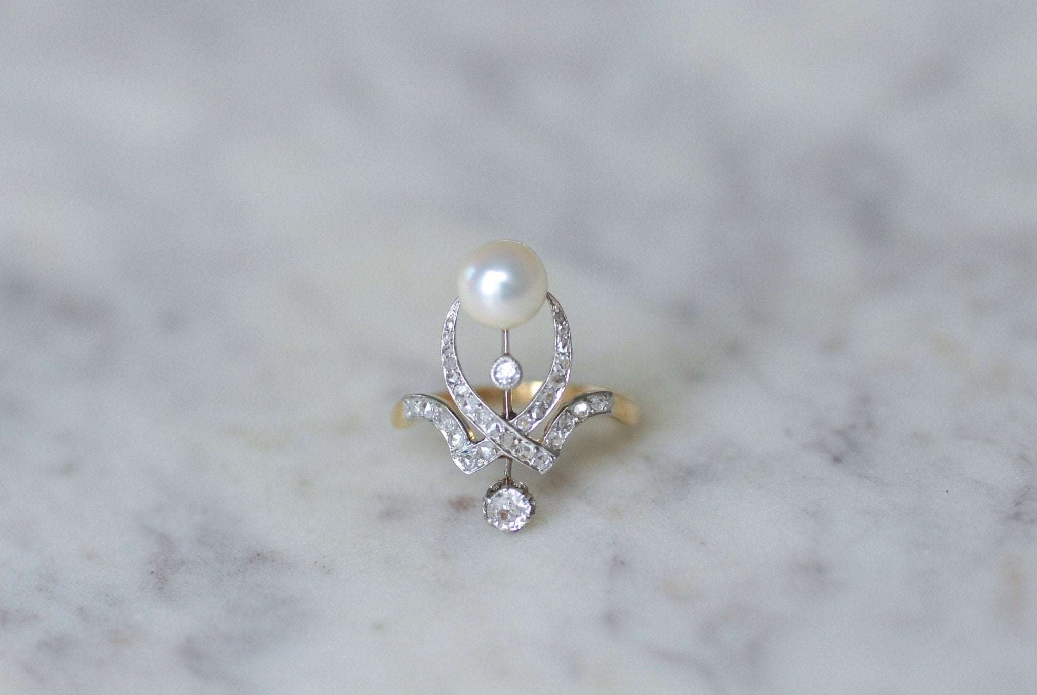 Bague Duchesse diamants et perle | Galerie Pénélope